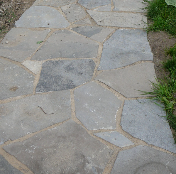 Ontario Charcoal Limestone Flagstone, Random, 1.5 inch thick – Natural ...
