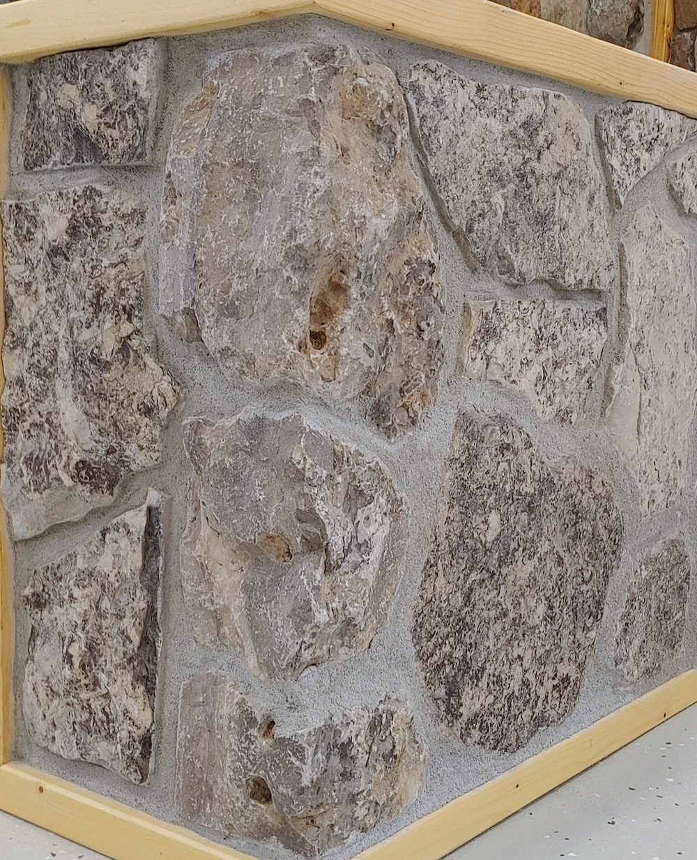 Chapa de piedra fina de color marrón rústico al azar - Esquinas